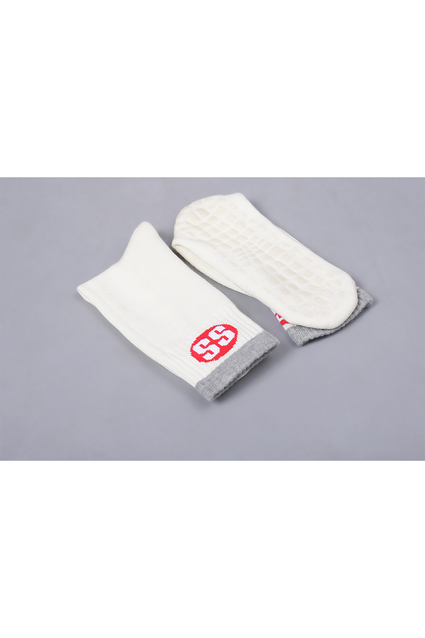 SS Socks Pro Premium Grip – CricketZoneUSA